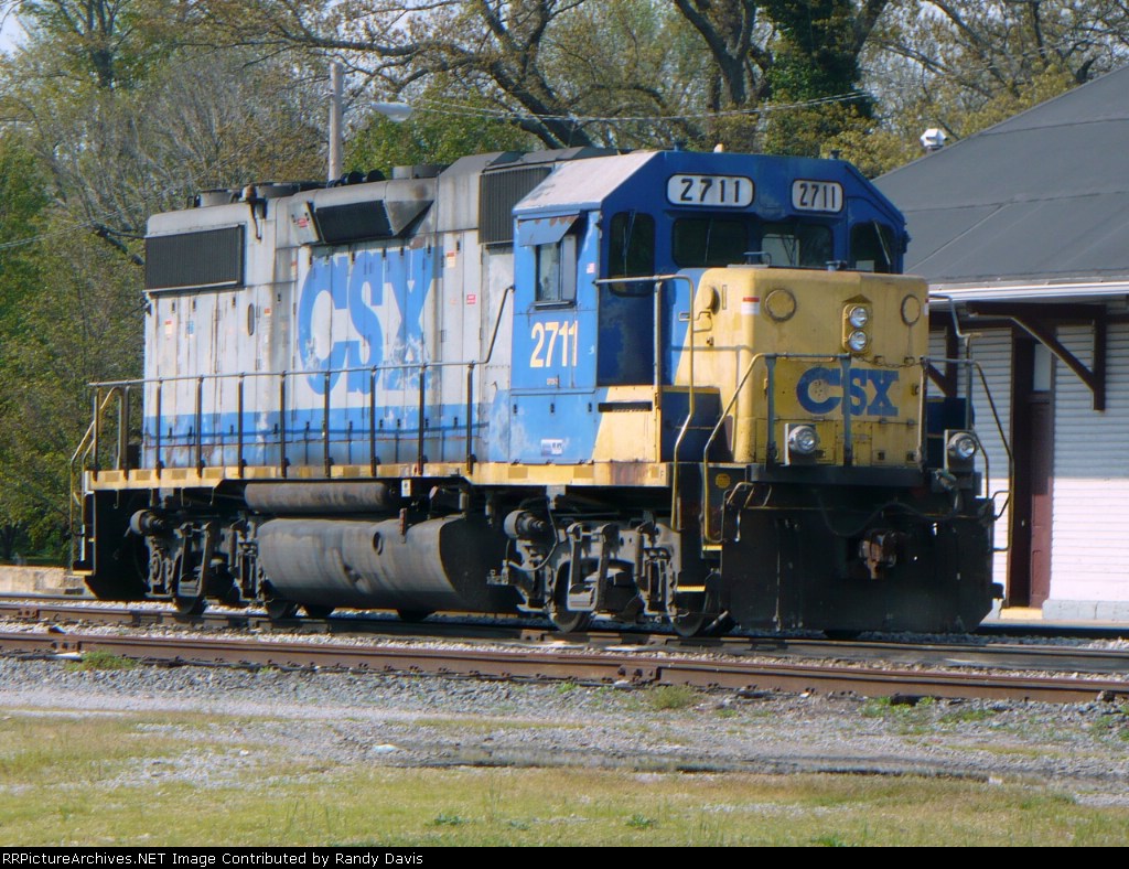 CSX 2711